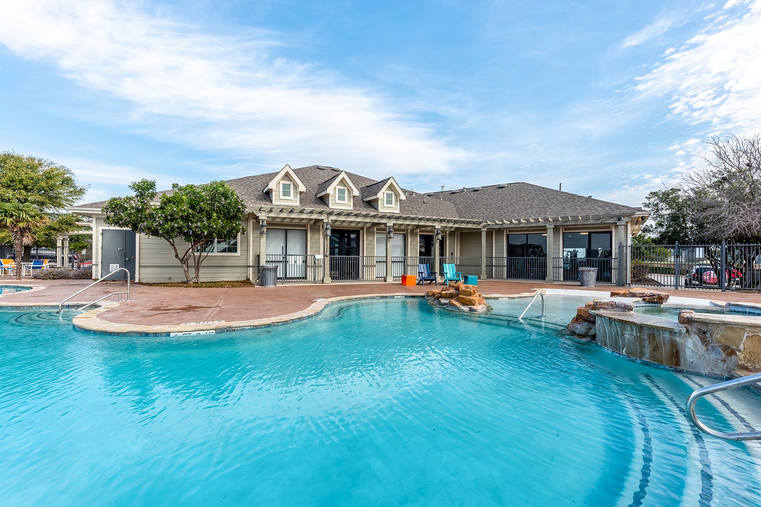 Welcome Home | High View | UTSA Off Campus